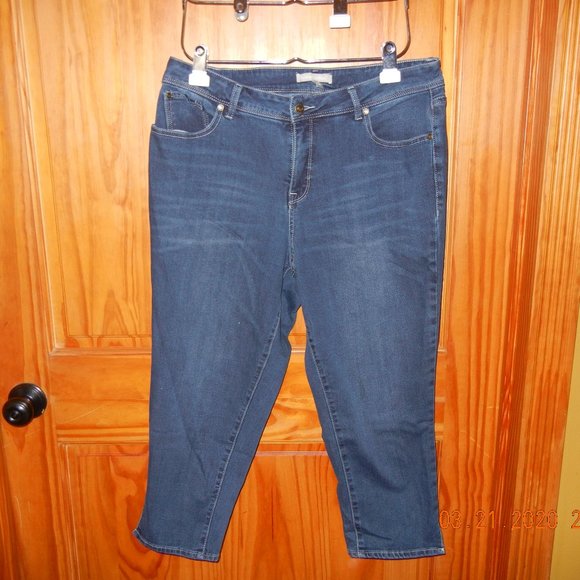 Woman Within | Jeans | Denim Capris Medium Stonewashed Sz 4w Wjs32 ...